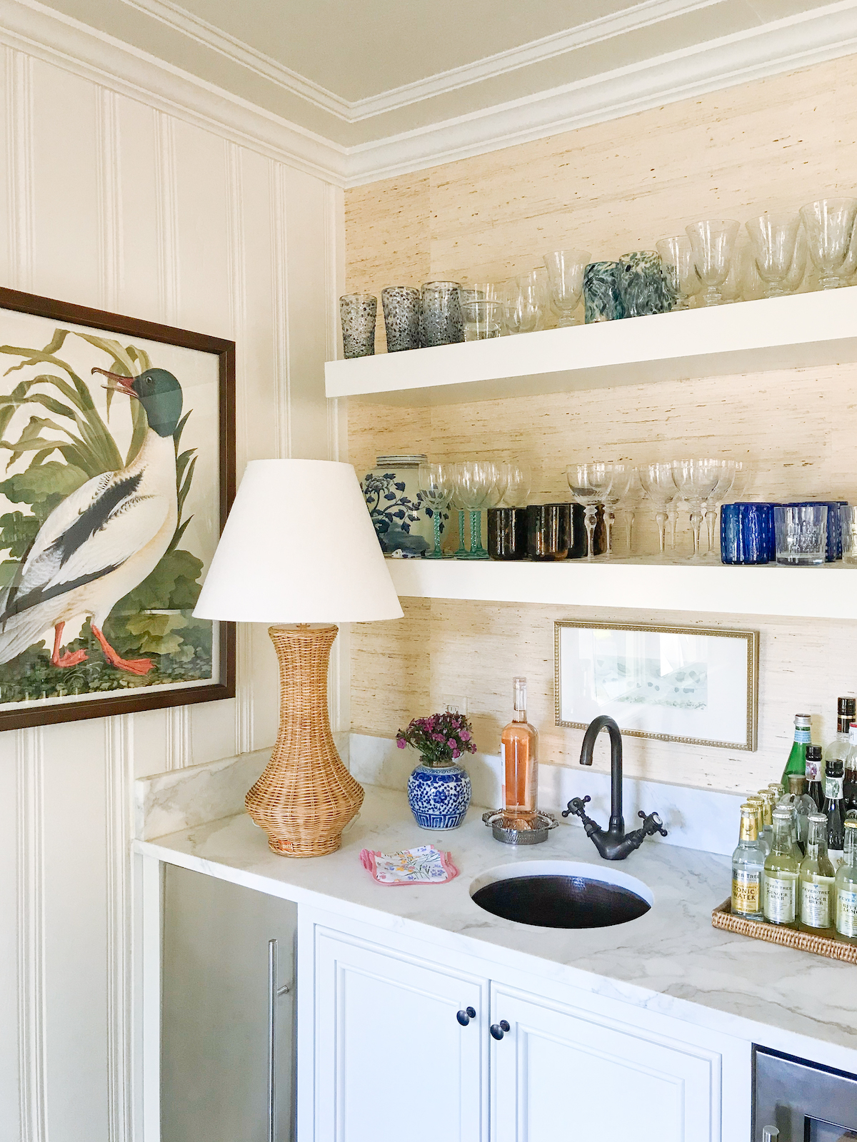 A Cozy Home Bar With Interior Designer, Clary Bosbyshell – Society Social