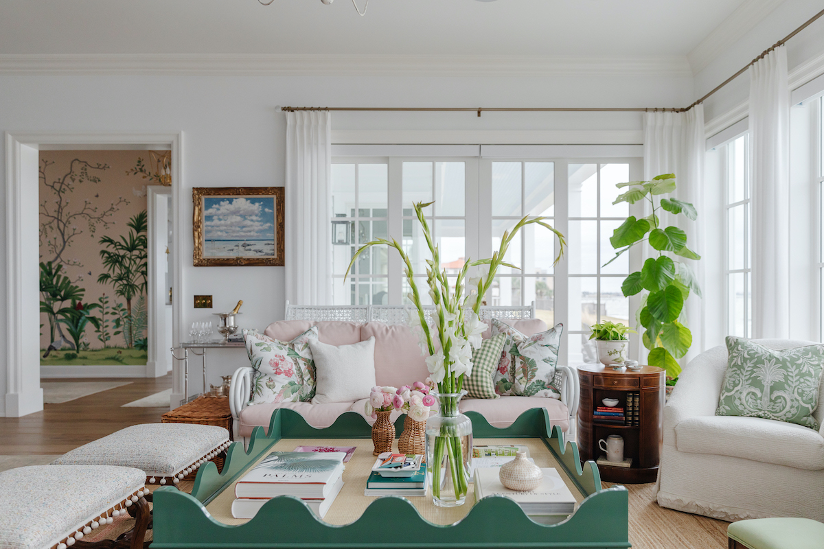 A Charming, Coastal-Inspired Home With Designer Elaina Fagan – Society ...
